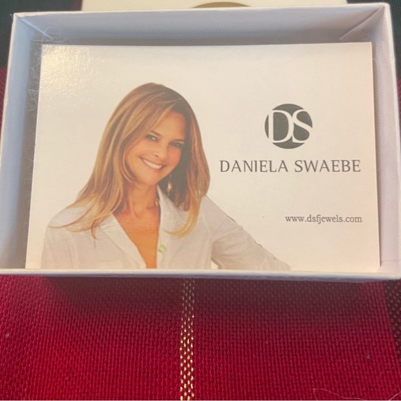 Daniella Swaebe | Jewelry | New Gorgeous Daniella Swaebe Eternal Love ...